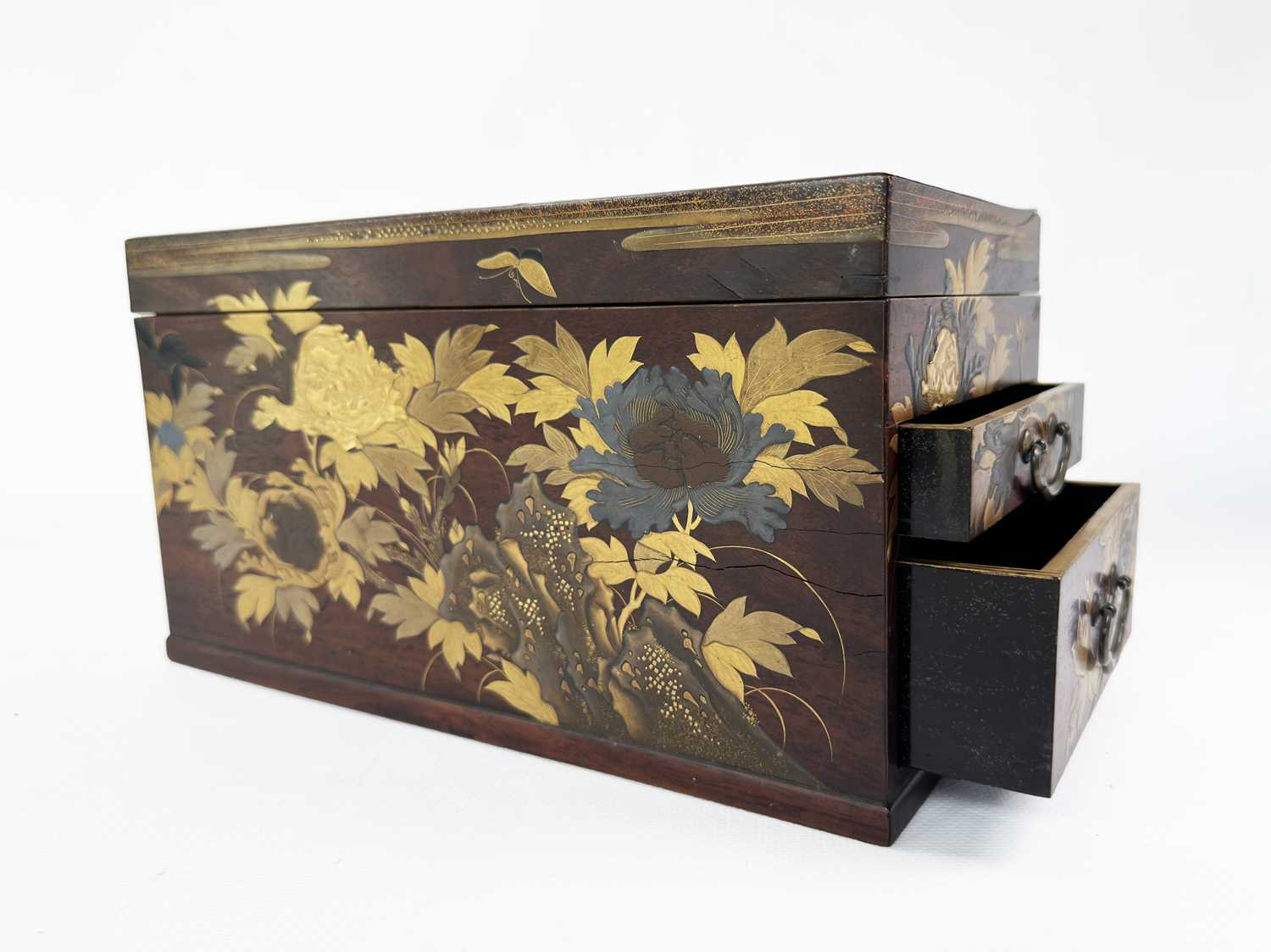 Lot 50 - A good Japanese Lacquer work box.